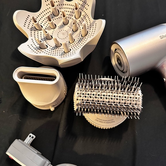 Shark | Accessories | Shark Hyper Air Hair Dryer With 3 Attachments ...